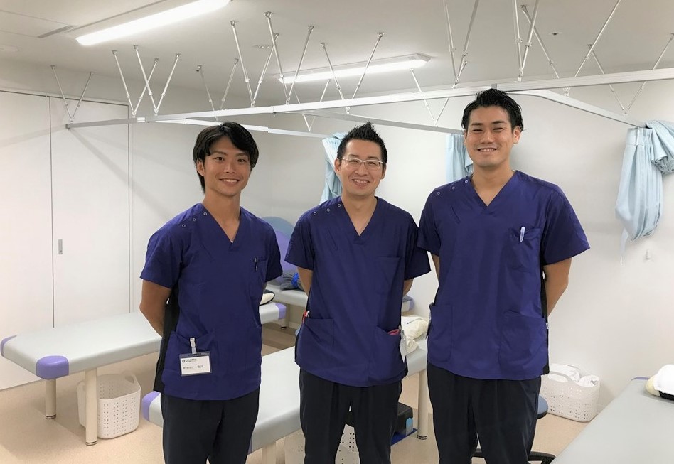 10月から理学療法士が増えました 【しおみ整形外科・痛み・関節クリニック】立命館大学大阪いばらきキャンパスむかいの整形外科